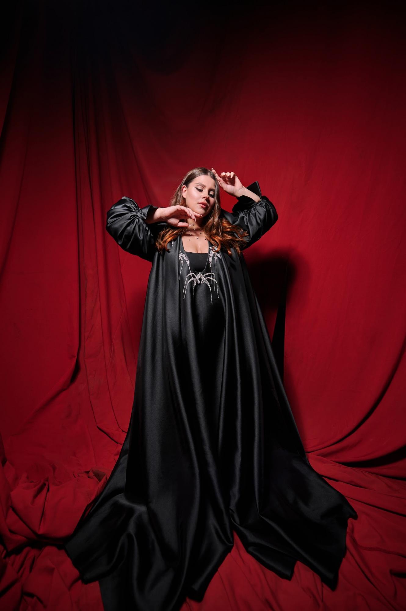 Моя улюблена Страшко - KAZKA випустили пісню Красива серцем, відео ...